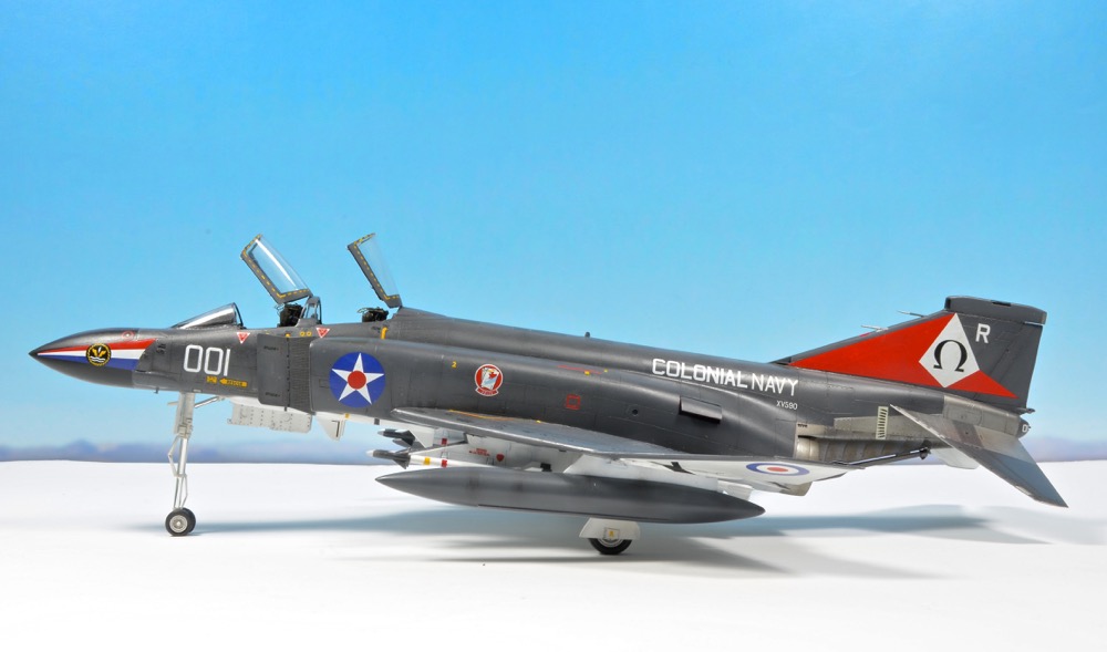 F-4K Phantom FG.1, 1:48 Hasegawa, zapped aircraft "Colonial Navy ...